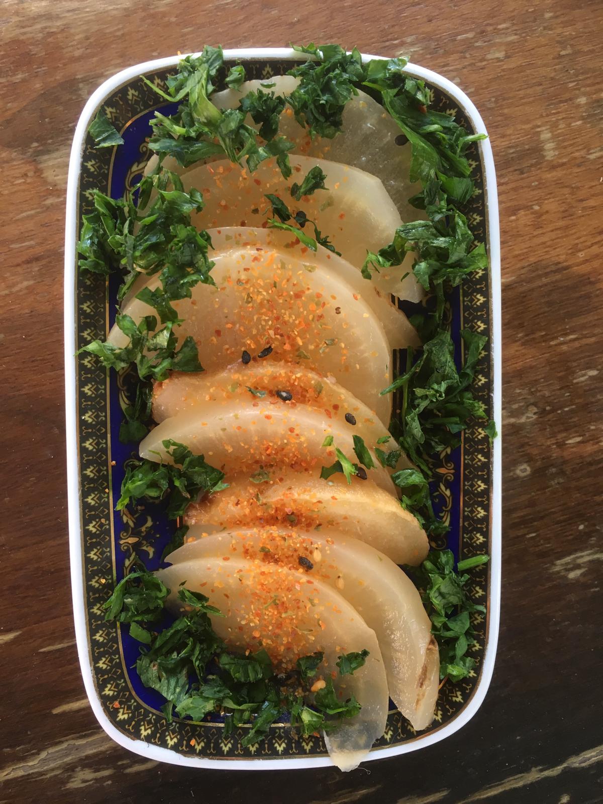 צנון לבן | Bai Luo Bo | 白萝卜 - "עצם של בן אלמוות" - TEF